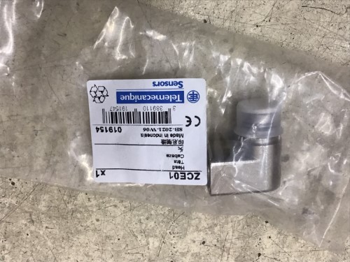 TELEMECANIQUE ZCE01 ราคา 225 บาท