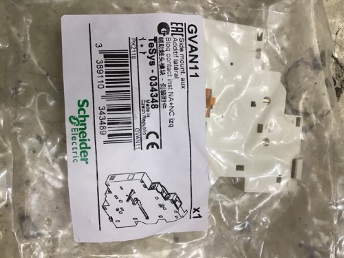 SCHNEIDER GV3-P40 + GVAN11 ราคา 2994 บาท