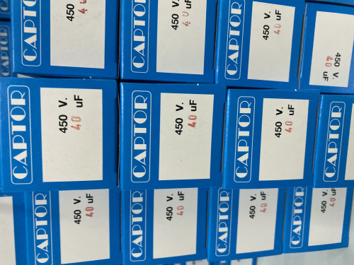 คอนเดนเซอร์ (capacItor) 3uf - 100uf 450v (สาย,เสียบ)