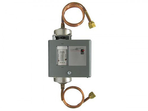 JOHNSON CONTROLS Differential Pressure Switch for Water Model. P74EA-8C