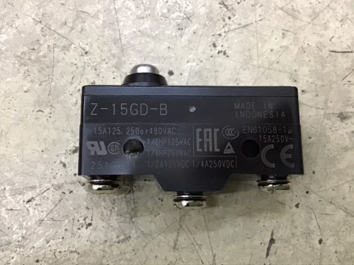 OMRON Z-15GD55-B ราคา 260 บาท