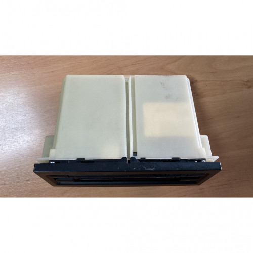 VOLKSWAGEN PASSAT B5 AUDI A4 สวิทซ์คอนโทรลแอร์