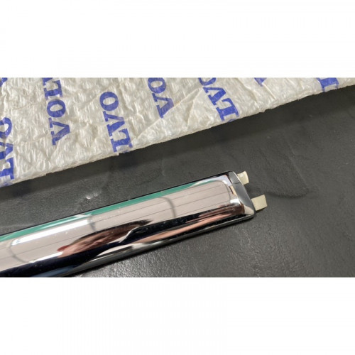 VOLVO S80 07-12 คิ้วชายประตูหน้าซ้าย ของใหม่แท้